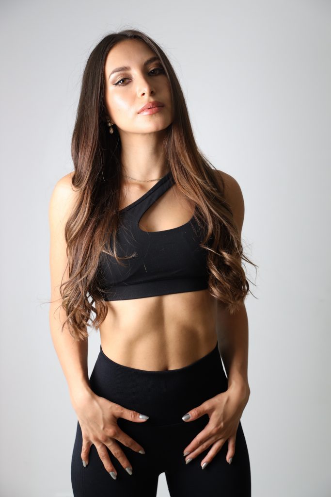 Personalized Nutrition and Workout Plans by Daniela Suarez