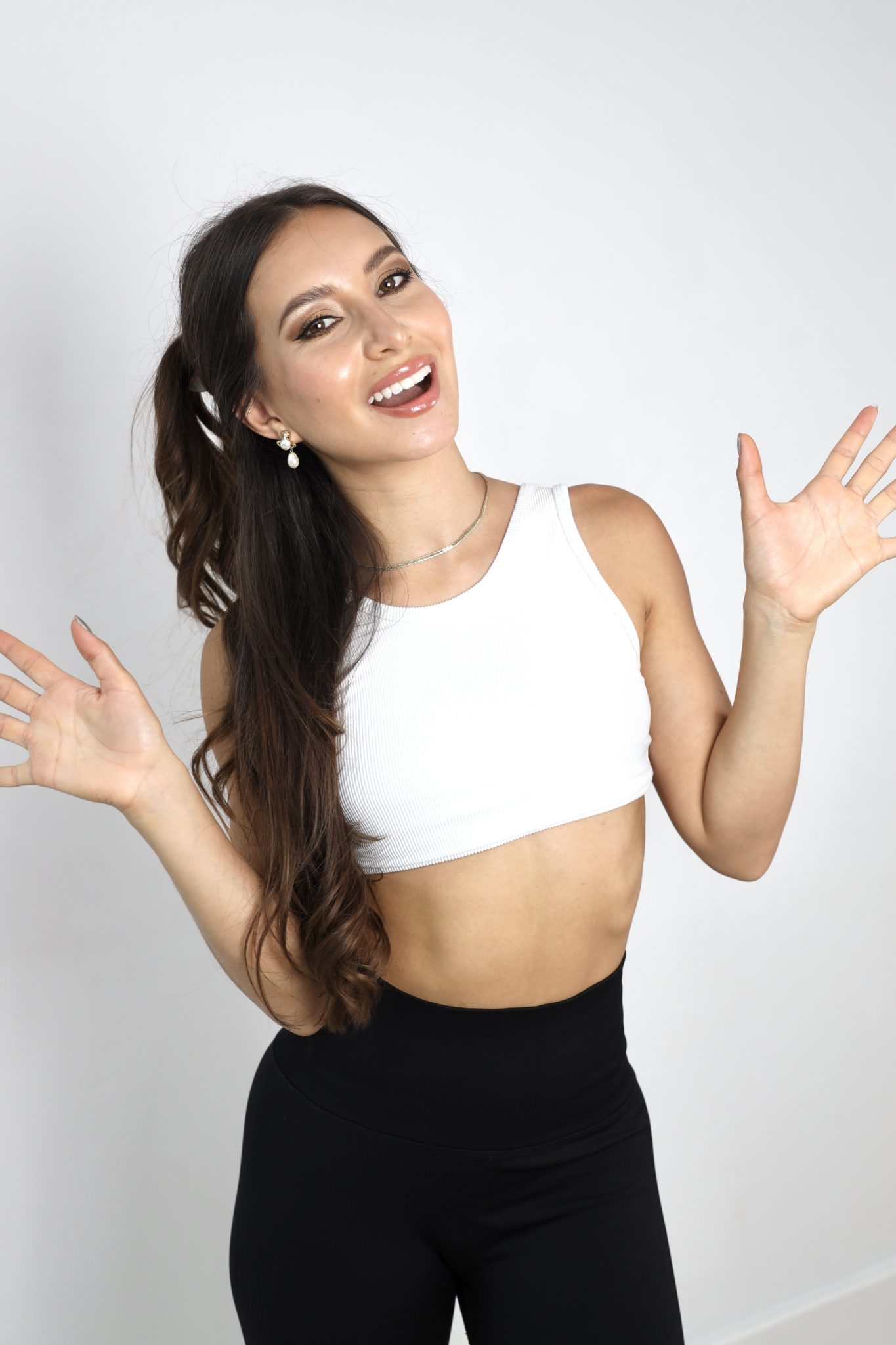 Health & Fitness Coach Daniela Suarez - Custom Coaching Programs